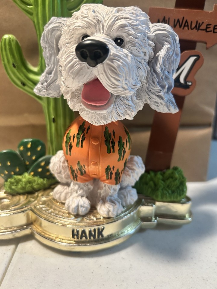 Rare 2015 Milwaukee Brewers Hank The Ballpark Pup Bobblehead | eBay