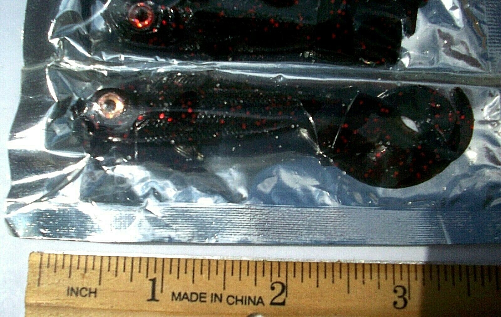 10ct EBONY Red Flake 4" DOUBLE TAIL SWIMBAIT GRUBS Bass Fishing Lures ...