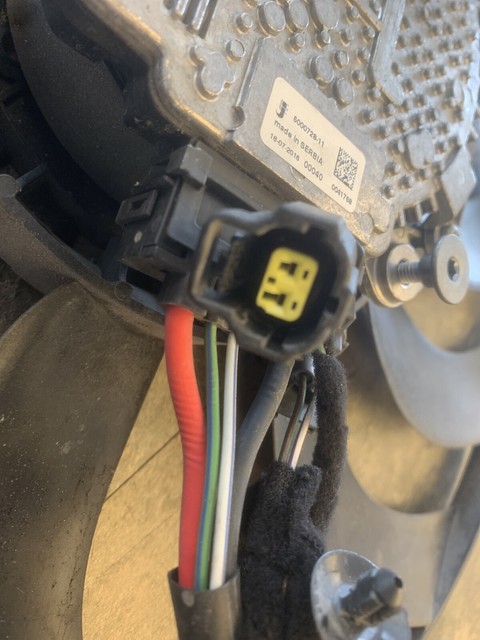 Jaguar XE X760 2017 Engine Cooling Radiator Electric Fan 2.0l T2H20467 ...