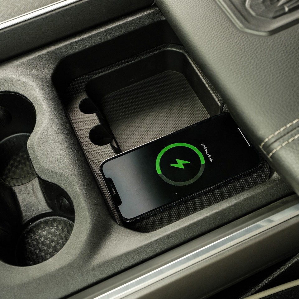 For 2019-25 Dodge Ram 1500 2500 Magnetic Car Wireless Charger Car ...