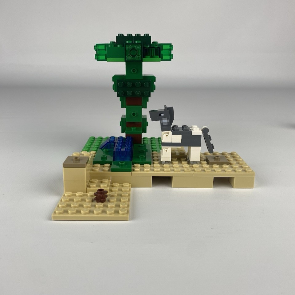 LEGO Minecraft: The Crafting Box 2.0 (21135) Retired set 99% Complete ...