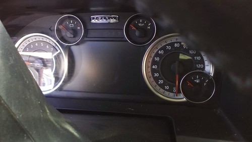 Speedometer Classic Style 5 Lug Wheel MPH Fits 18-20 DODGE 1500 PICKUP ...