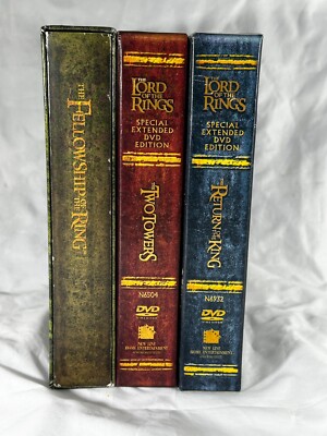 "Complete The Lord of the Rings Trilogy Box Set - J.R.R. Tolkien ...