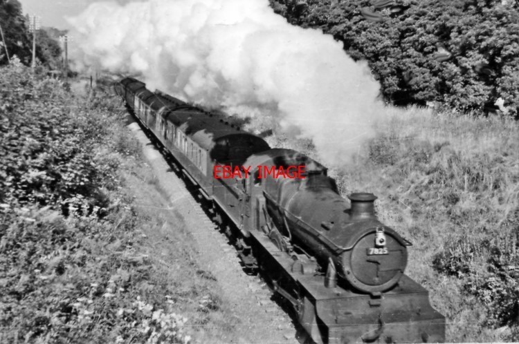 PHOTO GWR 7825 LECHLADE MANOR JUST EAST OF CORWEN 1951 | eBay UK