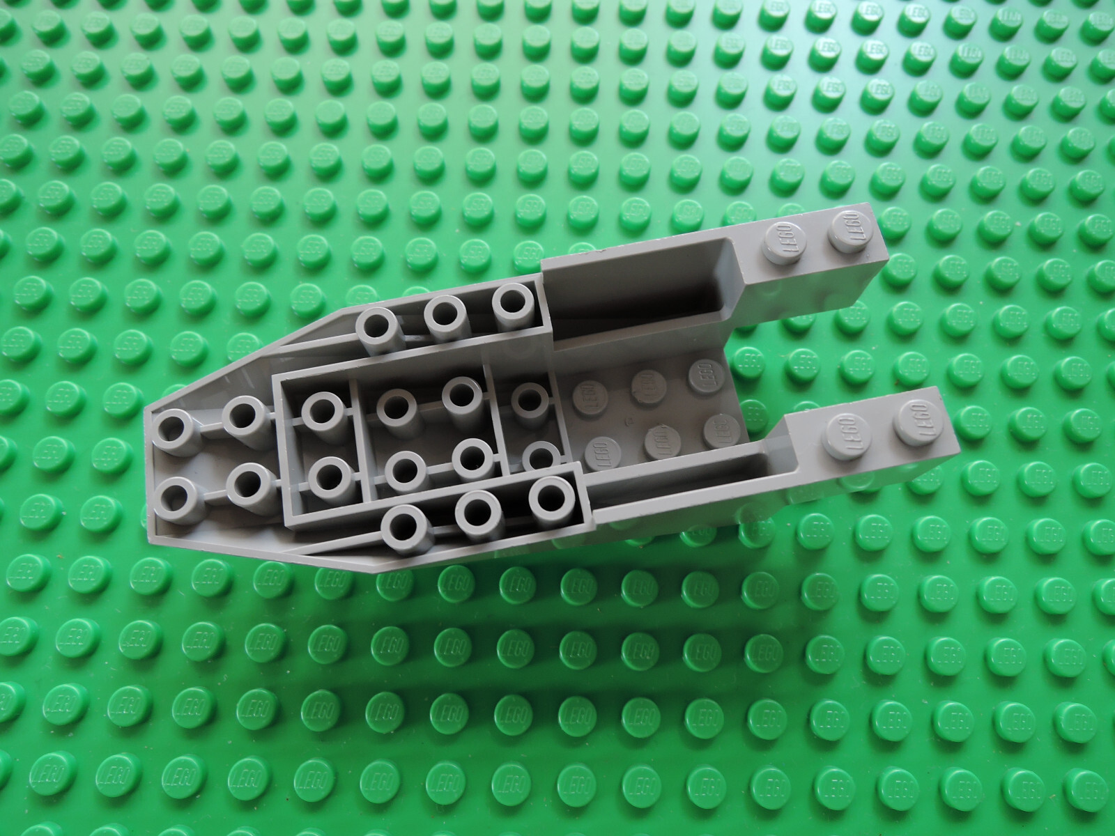 Lego 1 x Cockpit Keilstein 6058 11x4x2 2/3 negativ alt hellgrau 5928 ...