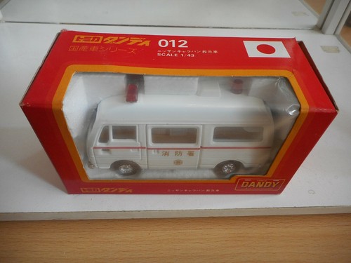 Tomica Dandy Nissan Caravan Ambulance en blanc au 1:43 en boîte | eBay