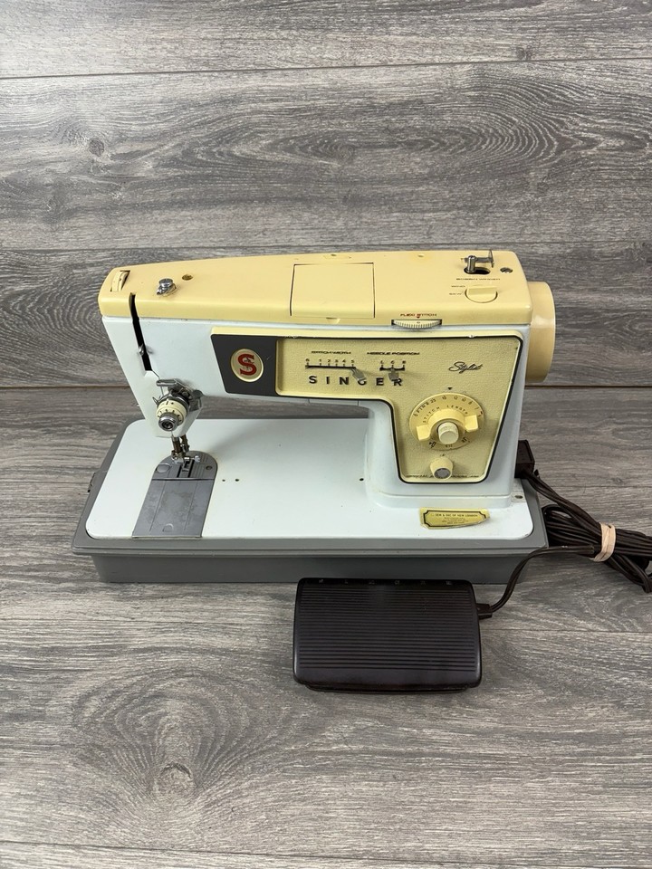 Vintage Singer Stylist Model 413 ZigZag Sewing Machine In Carry Case ...