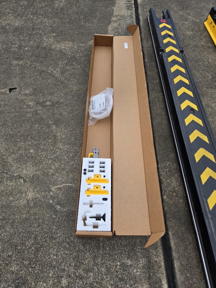 Stryker Power Pro XT 700lb W/powerload ambulance Stretcher Electric ...