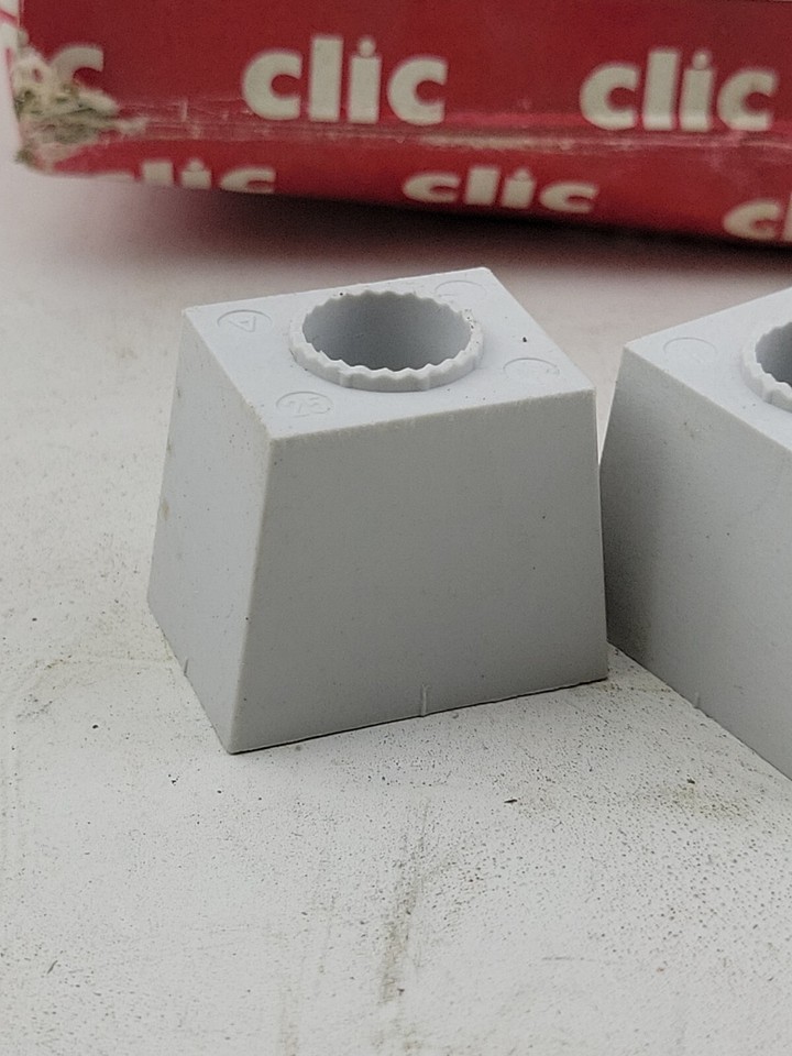90pcs, Clic-x, A 88.263, Pipe Hanger Clamp Spacer, 25mm x 20mm x 30mm ...