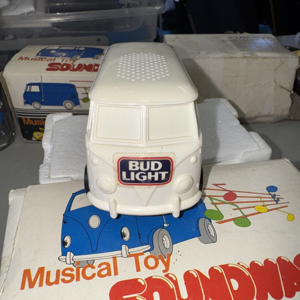 Vintage Tamco 1970s rare BUD LIGHT SOUNDWAGON VW Bus Record Player w ...
