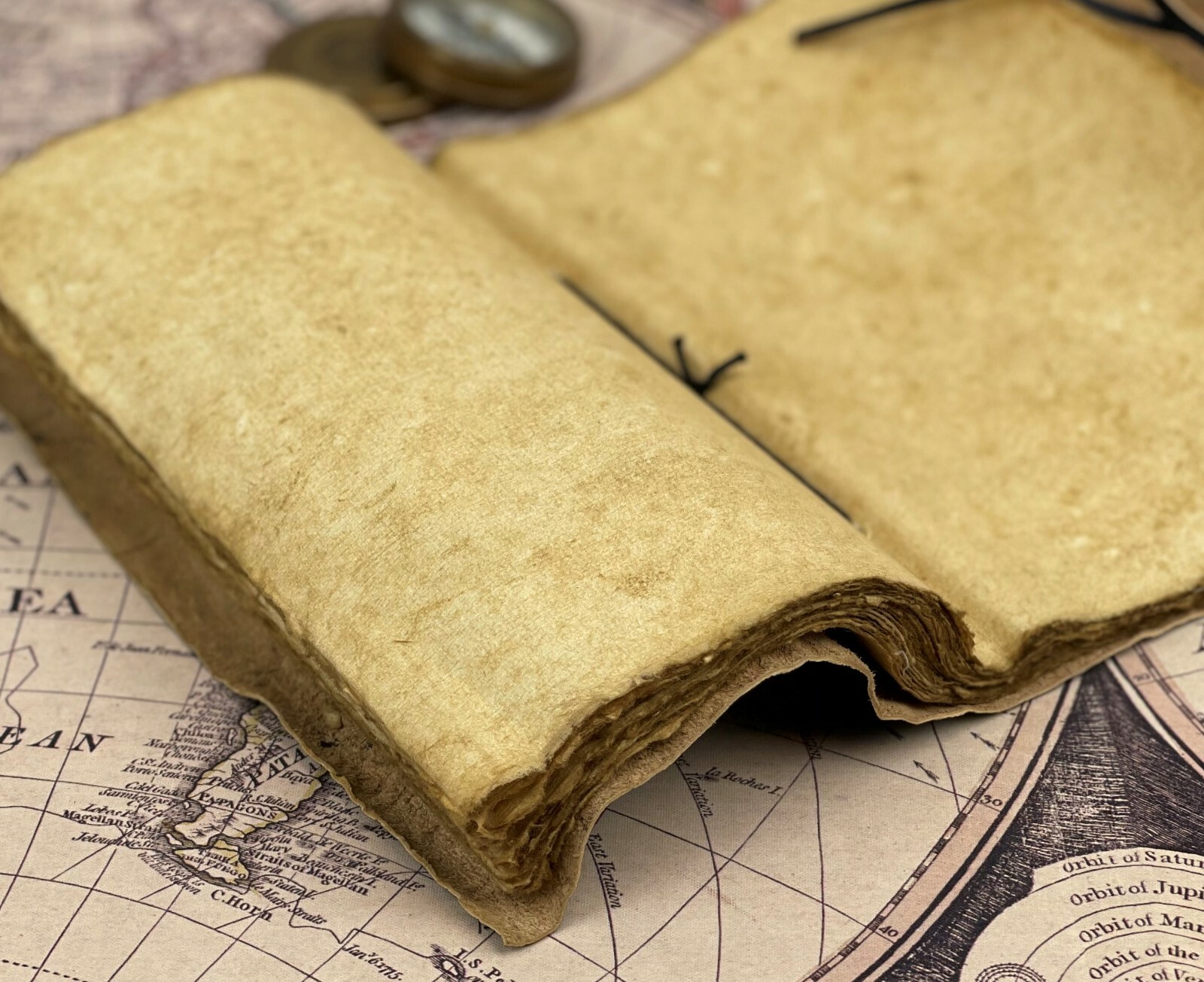 Vintage Handmade Scroll Leather Journal Travel Diary Leather Bound ...