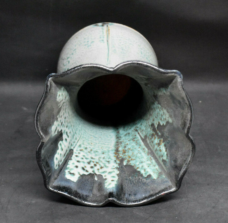 Blue Moon Pottery Indiana Carol Bell Green Studio Pottery Vase | eBay