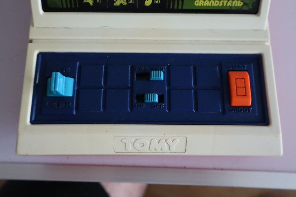 VINTAGE TOMY GRANDSTAND CAVEMAN MICRO COMPUTER ELECTRONIC GAME WORKING ...