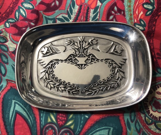 The Wilton Co. Pewter Serving Plate - Designed With Love Birds And ...