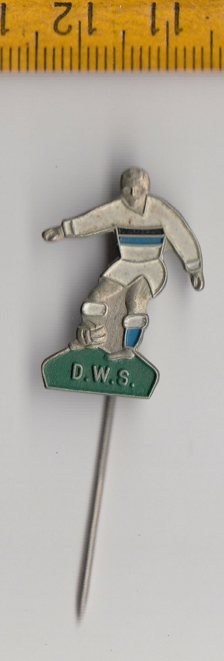 Vintage Dutch Football Player Club pin badge 1960s FEYENOORD PSV AJAX ...
