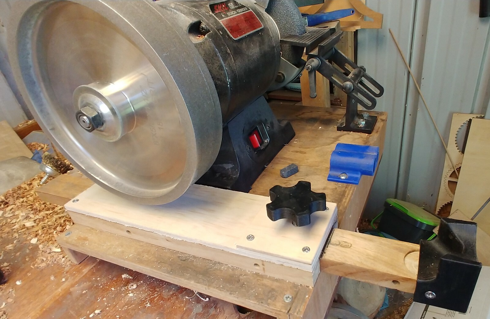 Woodworking Gouge Sharpening Jig for Lathe for bowl spindle detail ...
