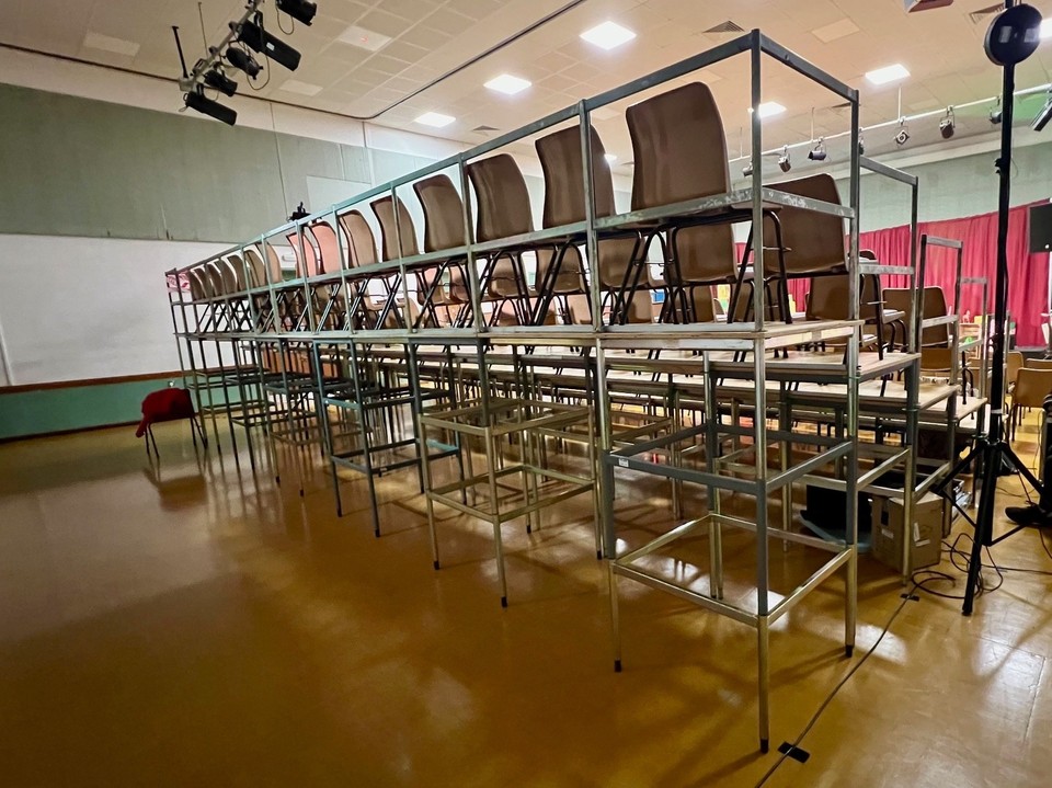 Stage Systems Q build Multi-level portable or tiered stage and seat ...