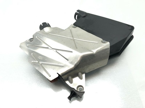 2016-2019 BMW 740I AIR INTAKE RESONATOR OEM. | eBay