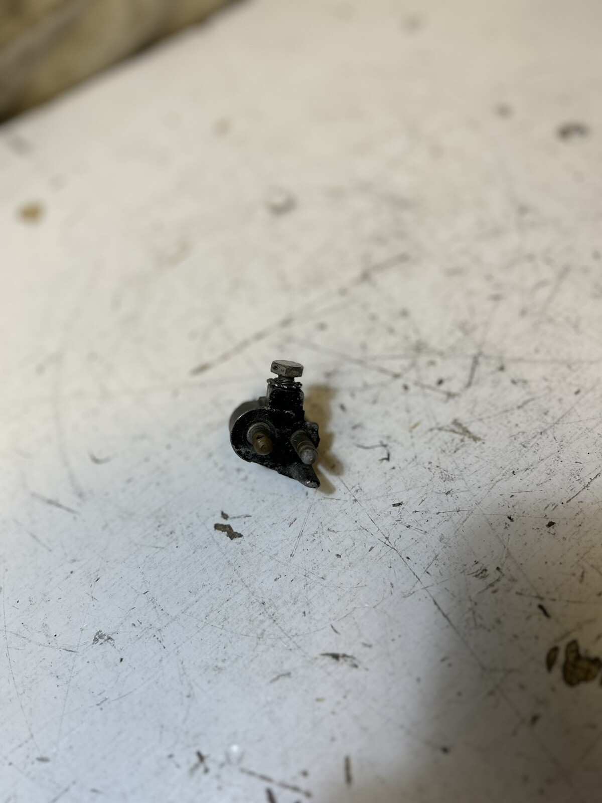Johnson/Evinrude fuel connector 303600 | eBay