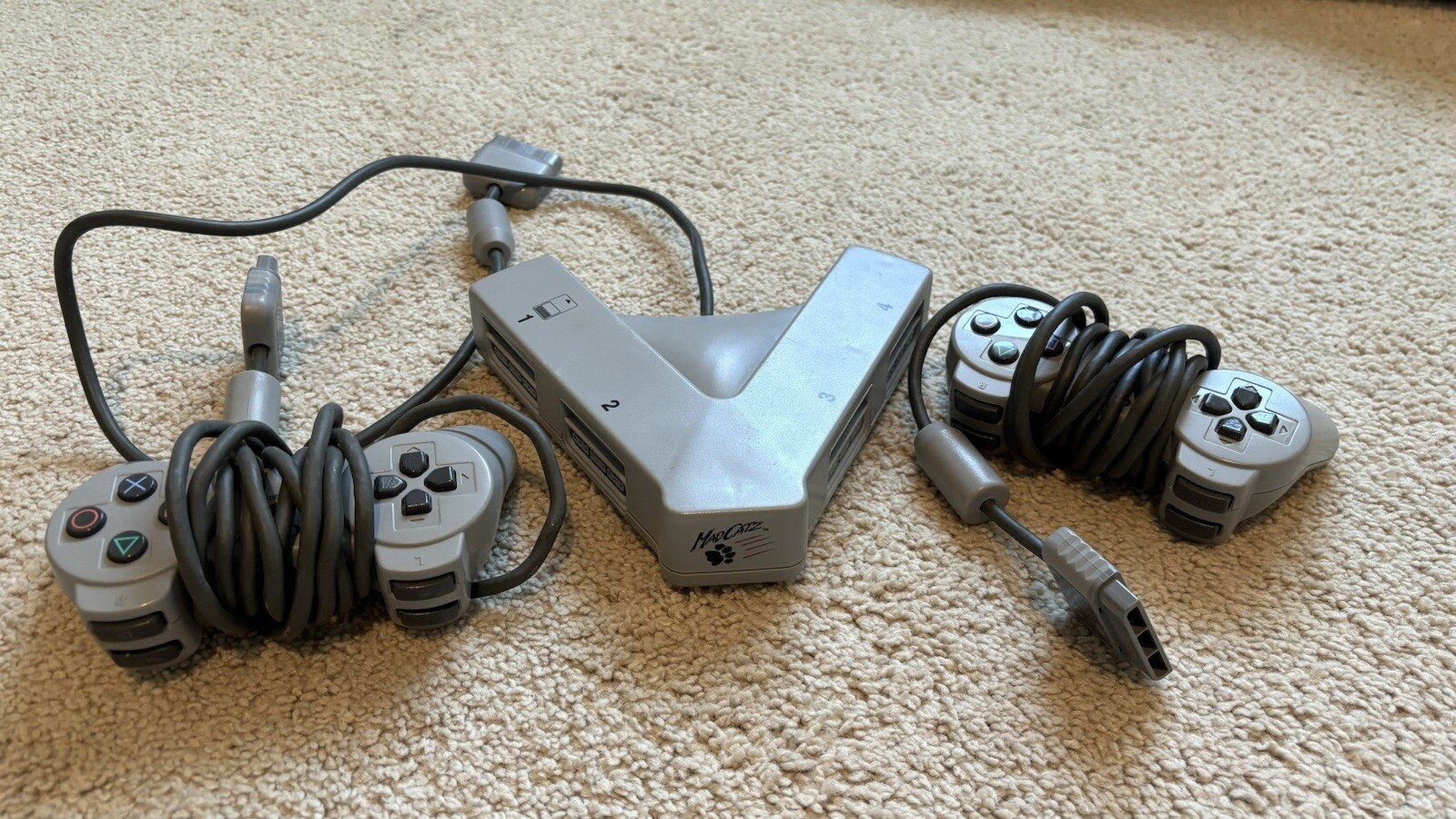 Mad Catz Multi Tap Multi Port For Sony PlayStation 1 PS1 +2 Bonus ...