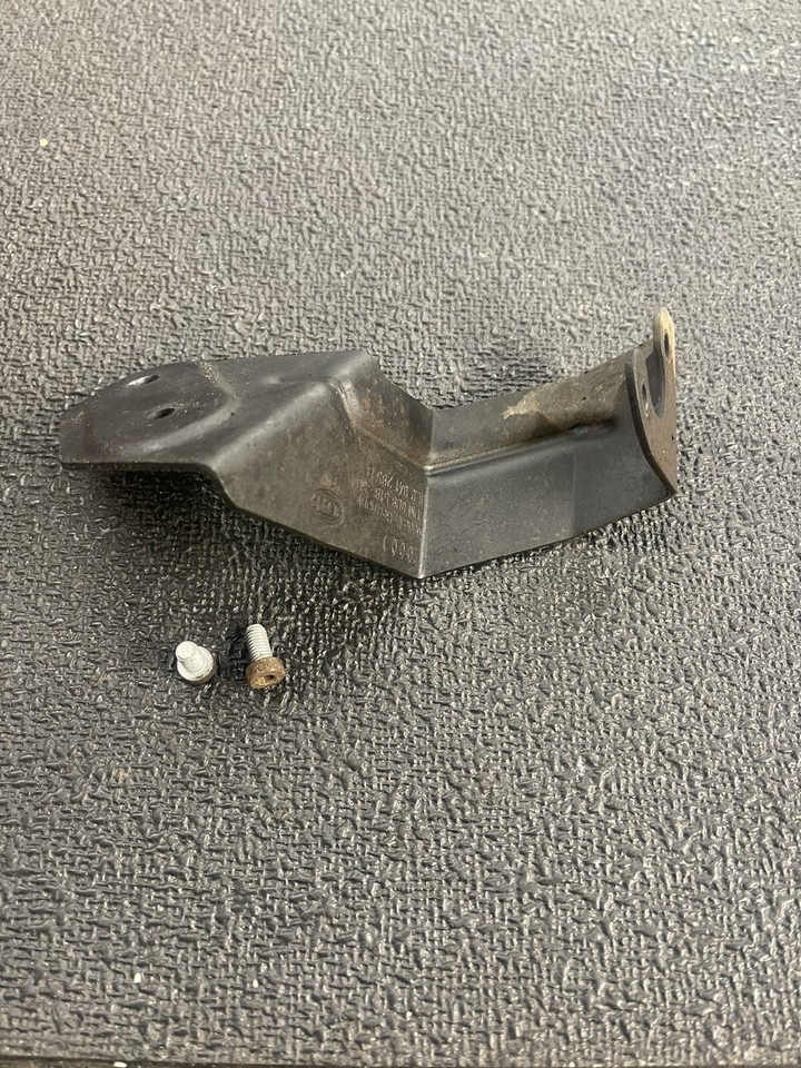Headlight Level Sensor Bracket/Screws 8E0941285B Audi A4 2002-2008 | eBay
