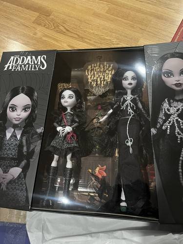 Mattel Monster High Skullector Addams Family Doll Two-Pack - in hand ...