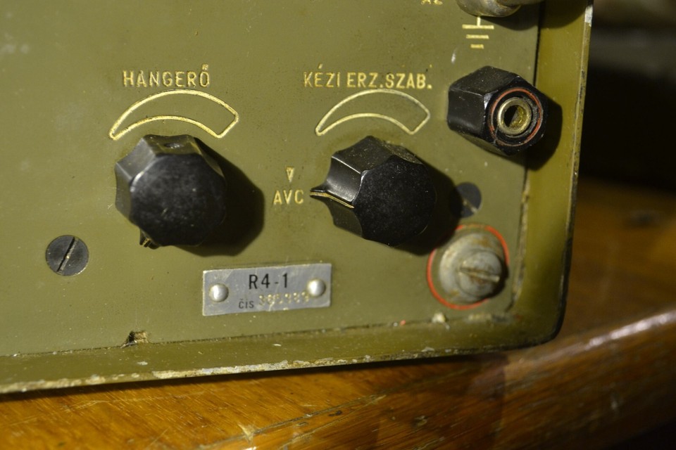 Czech Military HF Receiver Model R4 plus PSU - rare | eBay