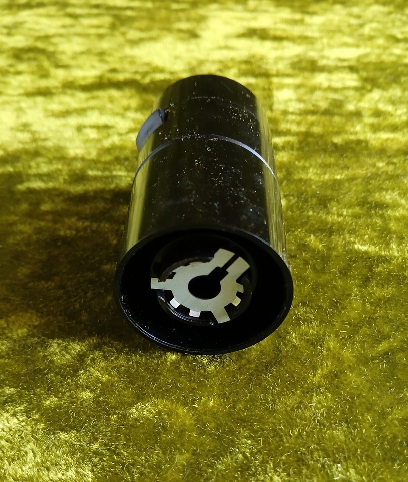 VINTAGE NOS RECORD CHANGER 45-RPM SPINDLE ADAPTER OLSON ELECTRONICS RP ...