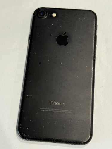 USED Grade B iPhone 7 | 32GB | Black | White Spot I Unlocked | eBay ...