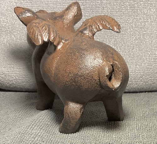 Rustic 7” Cast Iron Flying Pig Statue with Wings - Garden & Desk Decor ...