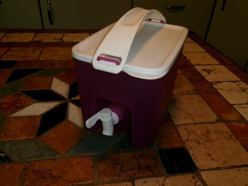 Tupperware - Cubi On The Go avec Anse - 3 Litres - Rose - Neuf | eBay