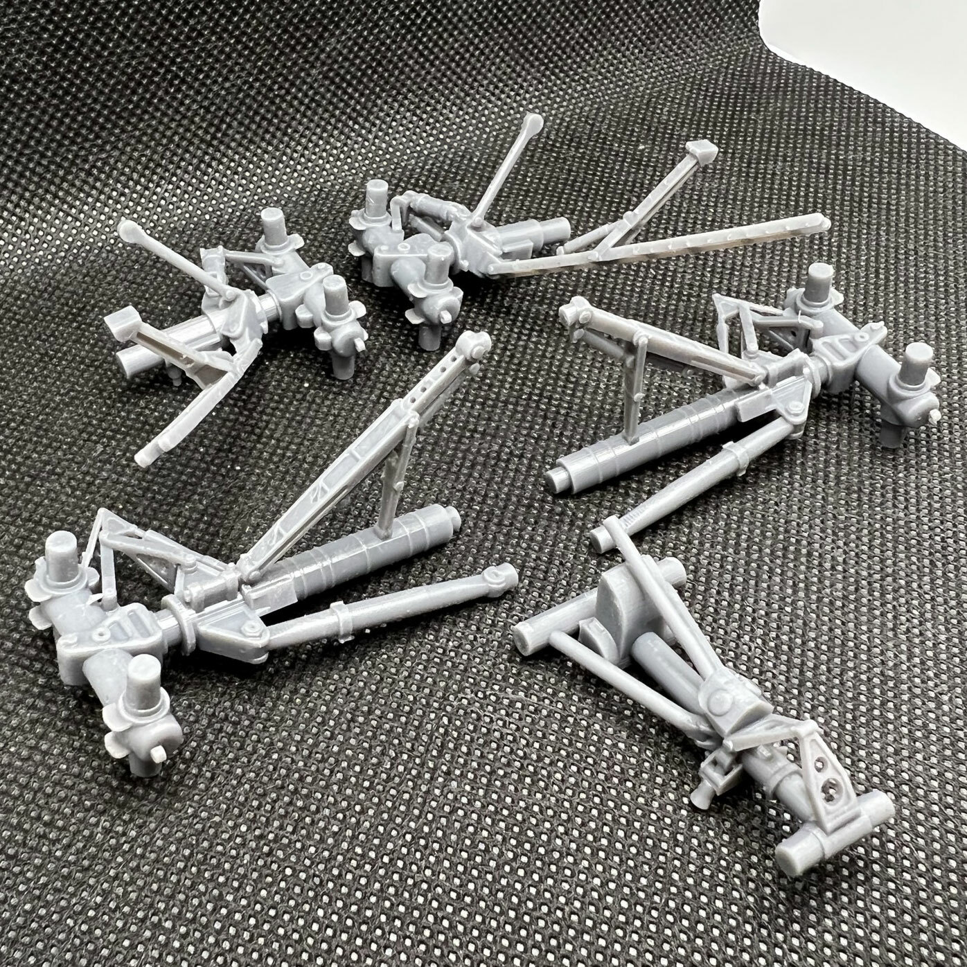 Titan Model Kits 1:72 747-8i | eBay