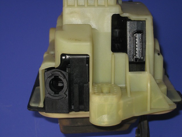 Mercedes-Benz C Class W203 Automatic Gear Selector Module 2032675524 ...