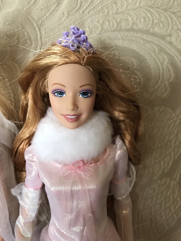 Barbie and the Magic of Pegasus - Princess Annika and Princess Brietta ...