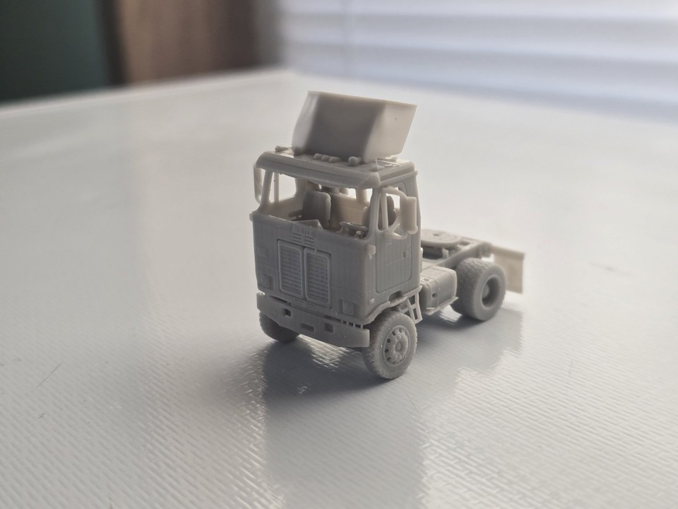 Ho Scale White Road Commander Single Axle Daycab Undecorated Kit 3d ...