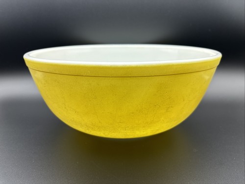 Pyrex #404 Round Bright Primary Nesting Yellow Large Mixing Baking Bowl ...