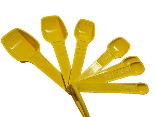 Vintage Yellow Plastic Tupperware Measuring Spoons Set of 7 on Ring | eBay