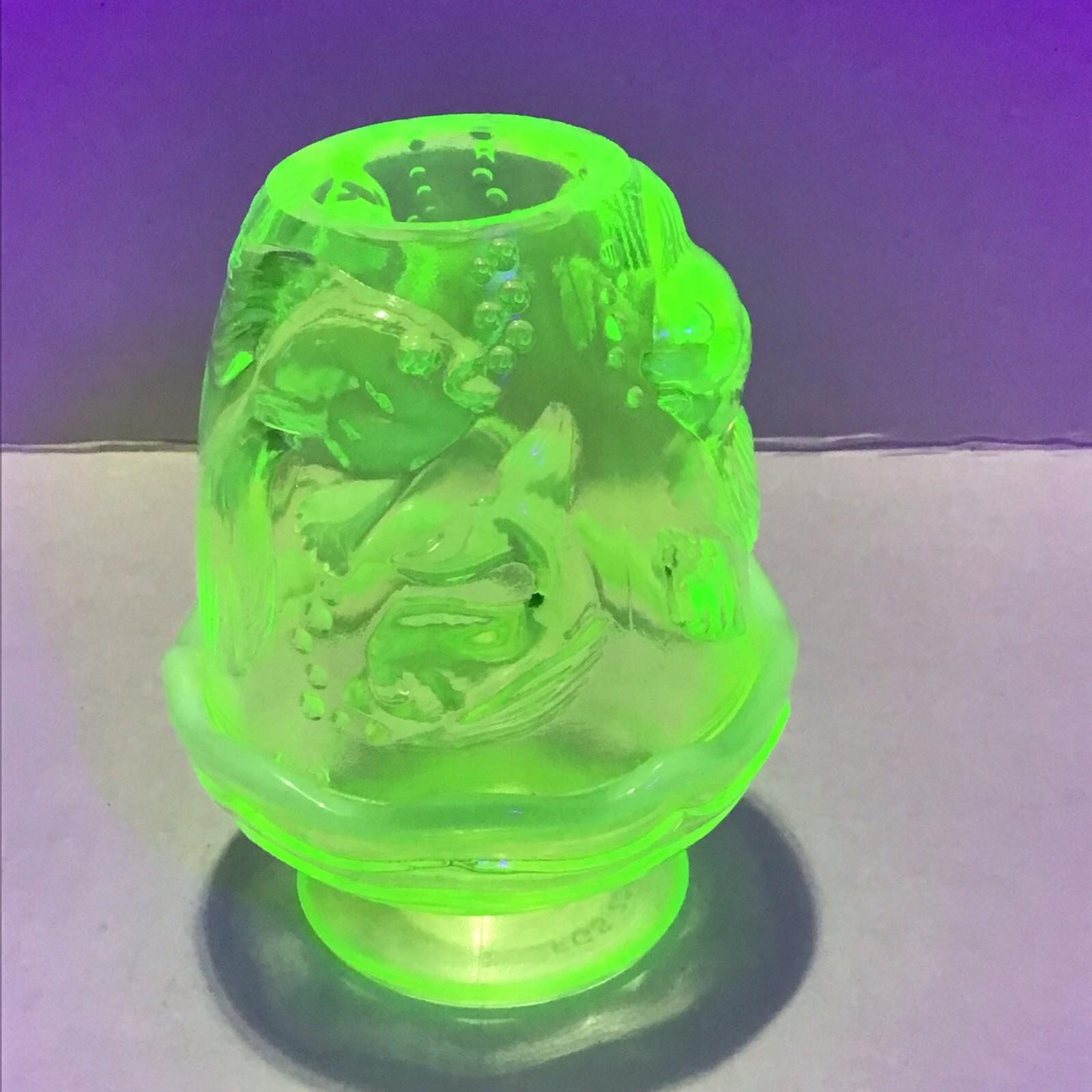 Fenton Atlantis Koi Fish Vaseline Uranium Fairy Lamp Bill Fenton FGS ...