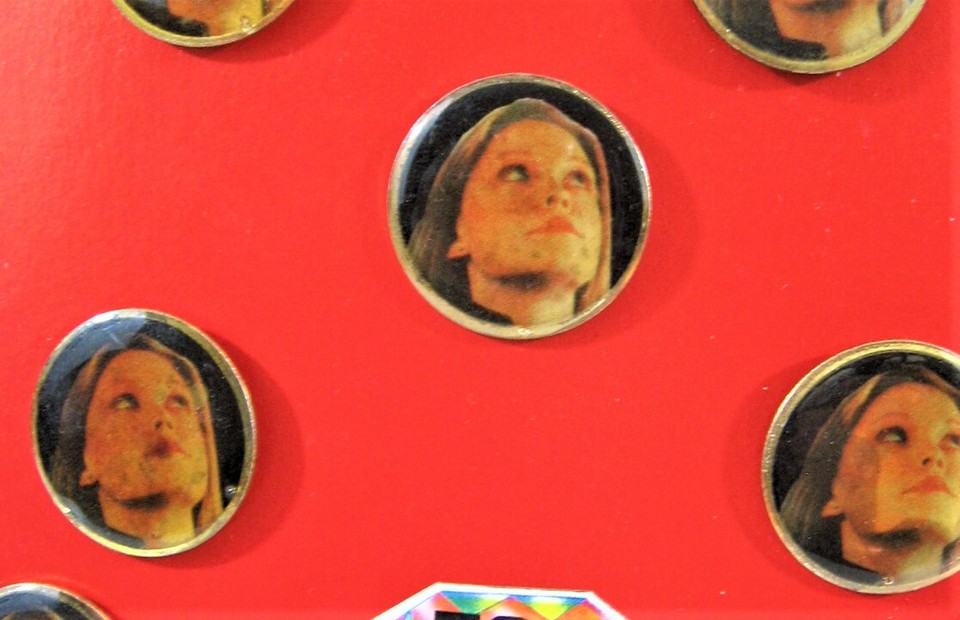 Vintage Lead Singer Music Rock Band Concert Pin Display 12 On Card Old ...