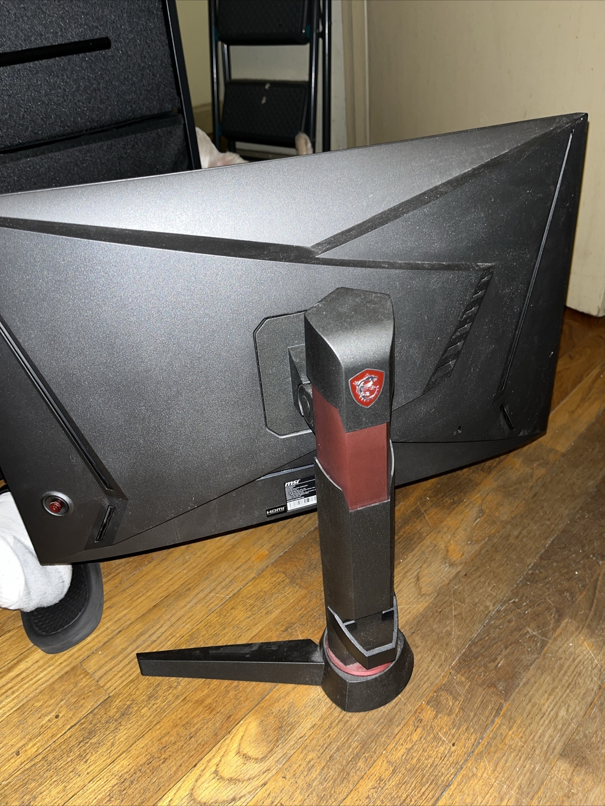 MSI Optix 24" 1ms Response Time 165Hz Curved 1920 x 1080 Gaming Monitor ...