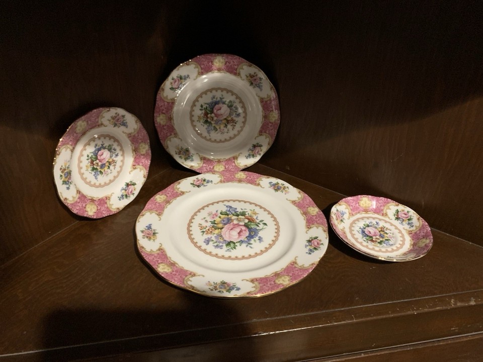 Vintage Royal Albert Lady Carlyle 4 Piece Place Setting Pink Rose Lacy ...