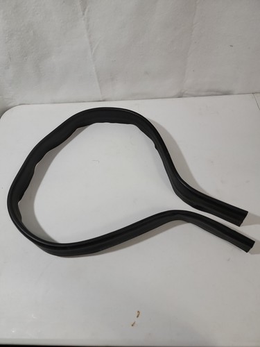 2012-2018 MERCEDES-BENZ E250 CLS550 ENGINE BAY WEATHERSTRIP OEM ...