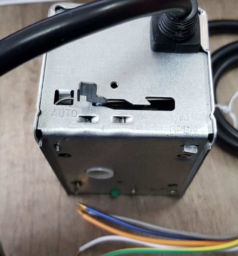 MID Postion ACTUATOR HEAD Suits 3 Port Honeywell Zone Valves 22mm ...