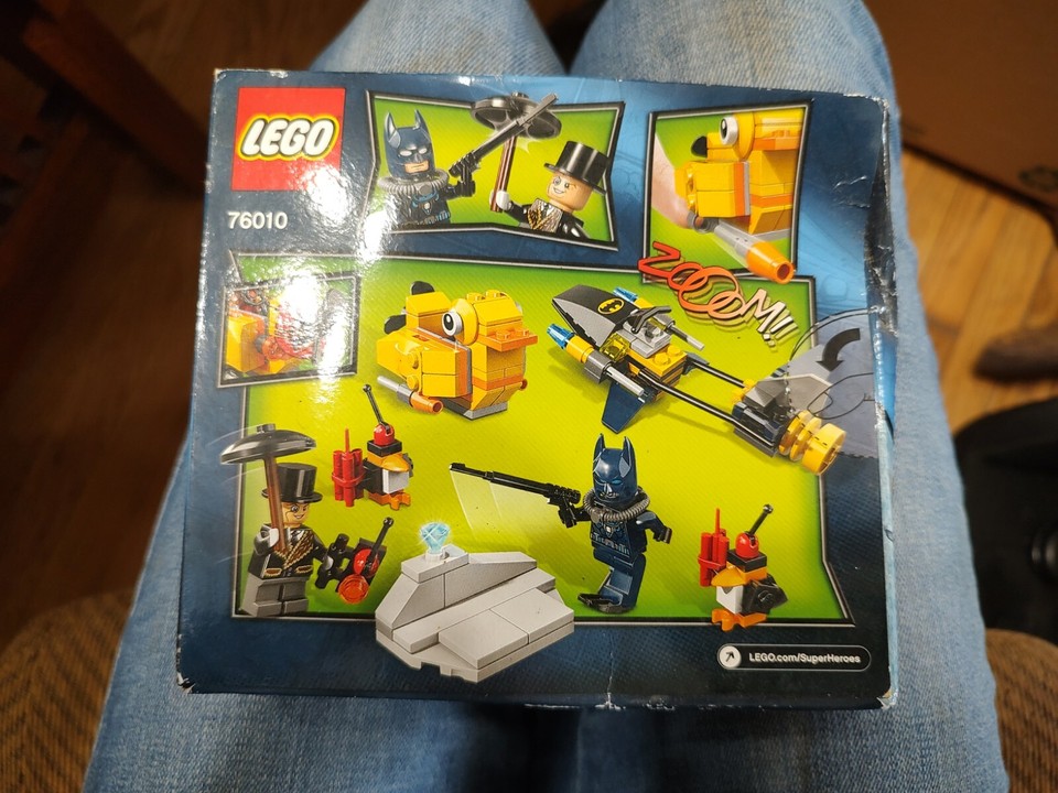 LEGO DC Comics Super Heroes: Batman: The Penguin Face off (76010 ...