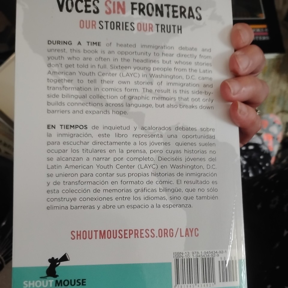 Voces Sin Fronteras: Our Stories, Our Truth (Bilingual) (Shout Mouse ...