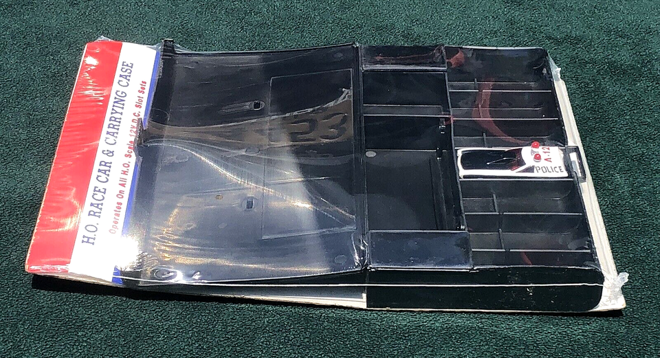 Vintage HO Aurora AFX Police Screecher Race Car & Carrying Case Carded ...