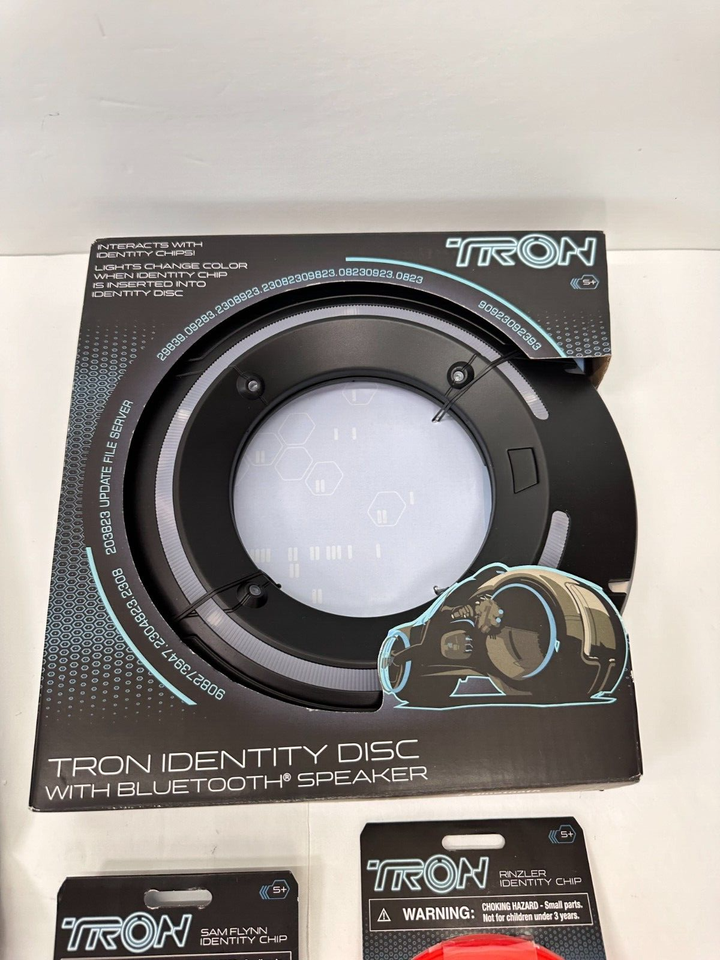 Disney Parks Tron Lightcycle Run Backpack Identity Disc and all 4 Chips ...