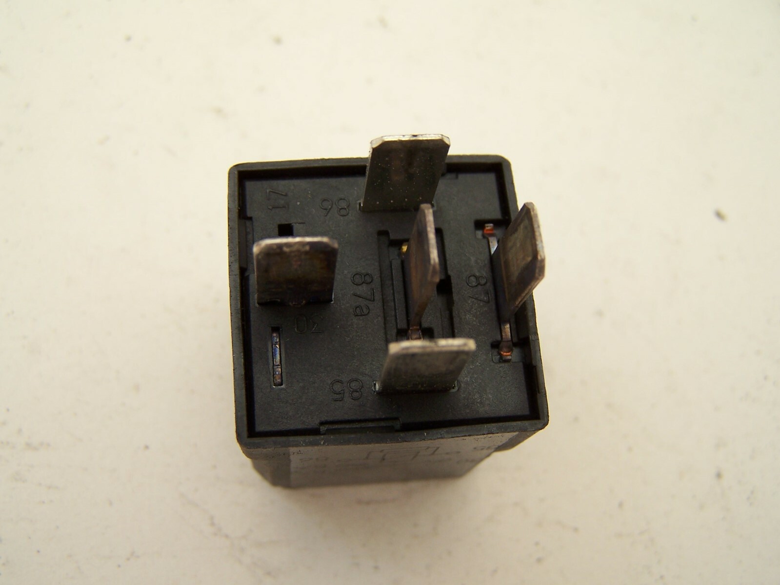 Chrysler Voyager Relay 04727370AA ( 2001-2004) | eBay UK