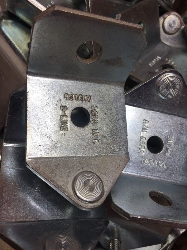 90pcs B-LINE 9ZN-R238 REDI-RAIL CABLE TRAY BRACKET (45 PAIRS) NO NUTS ...