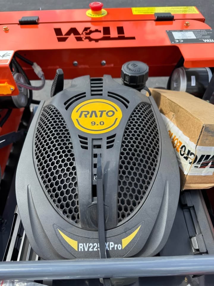 TPM Industrial Robotic Remote Control Lawn, Hill, Bank Mower / Tracked ...